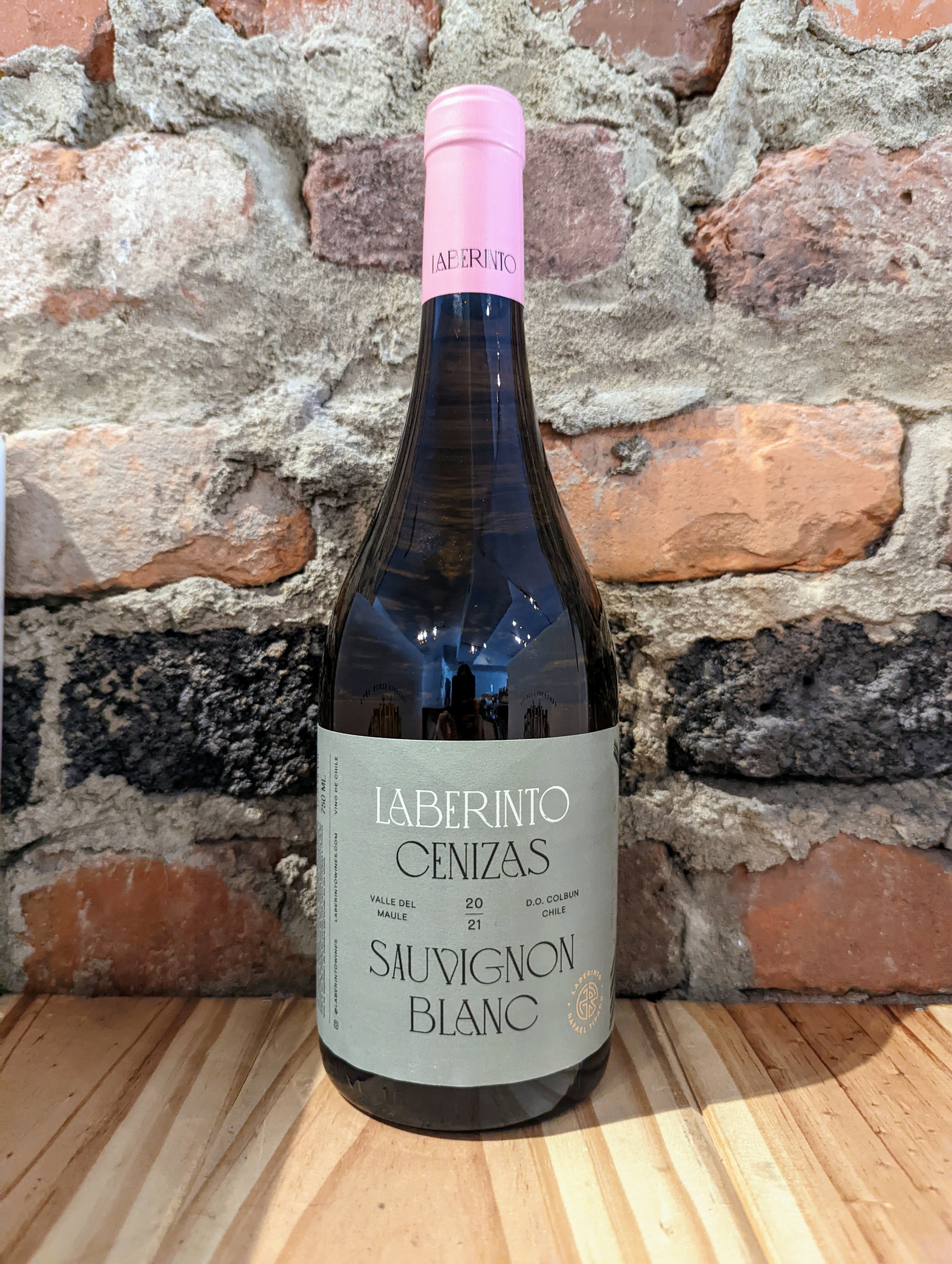 Laberinto 'Cenizas' Sauvignon Blanc 2021 | Barrel Thief Wine & Provisions Laberinto 'Cenizas' Sauvignon Blanc 2021 | Barrel Thief Wine & Provisions